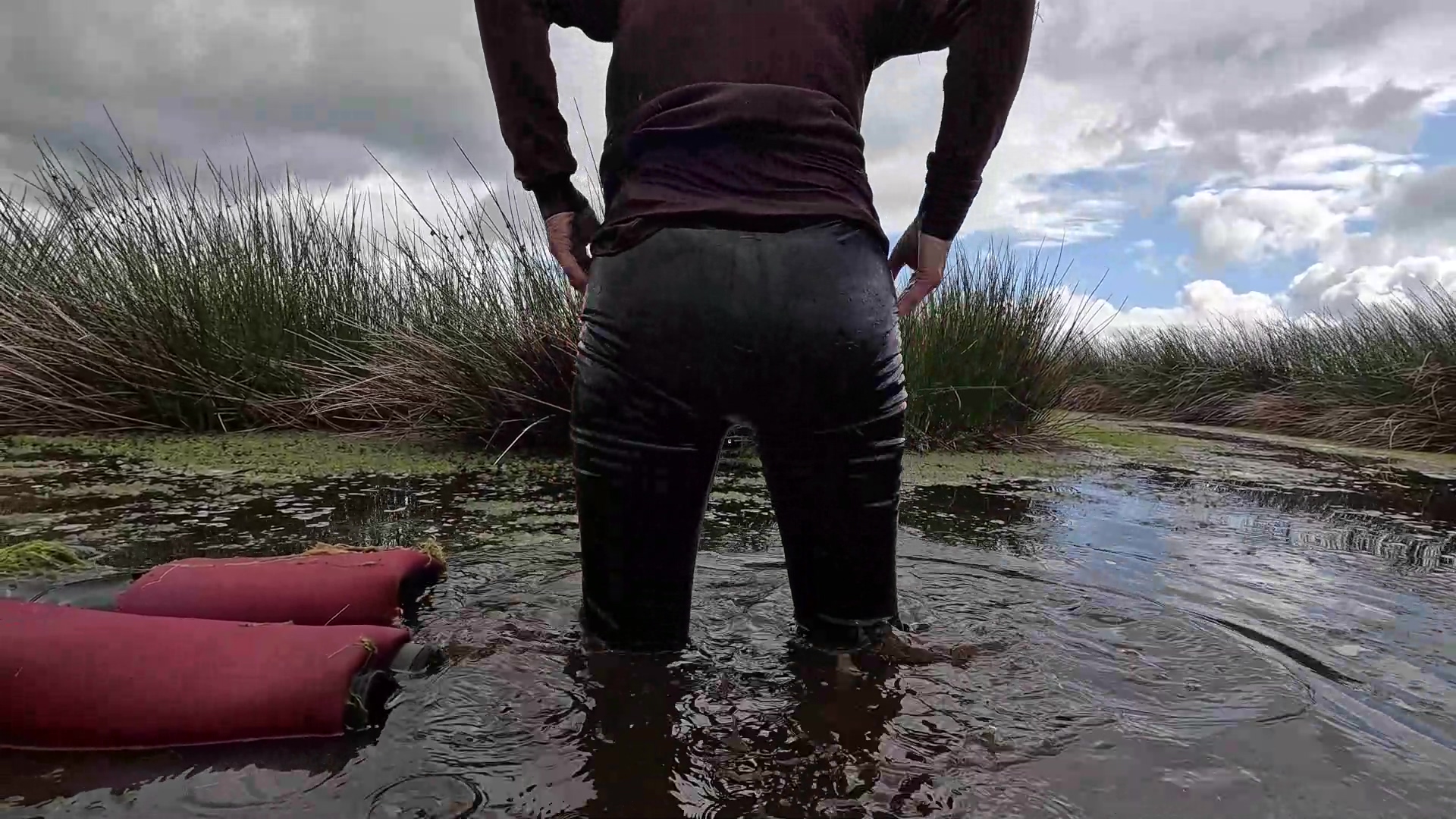 Video 105 - Hippobottomus | Wet and Muddy