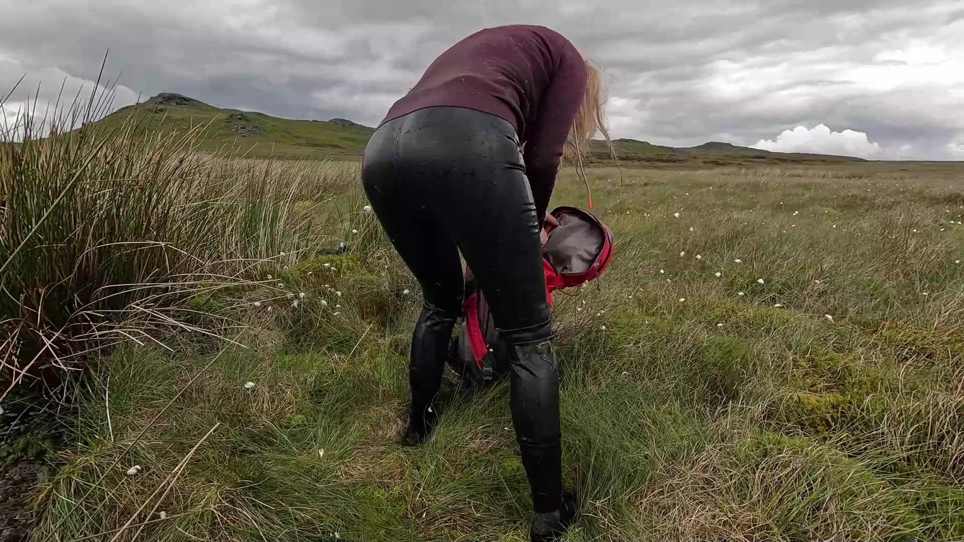 Video 105 - Hippobottomus | Wet and Muddy